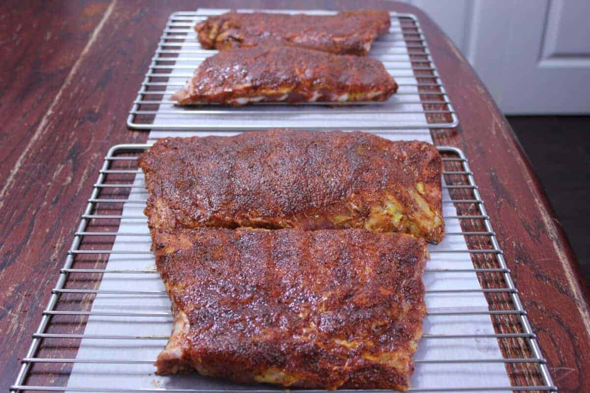 3-2-1 Spare Ribs: St. Louis Style - Learn to Smoke Meat with Jeff Phillips