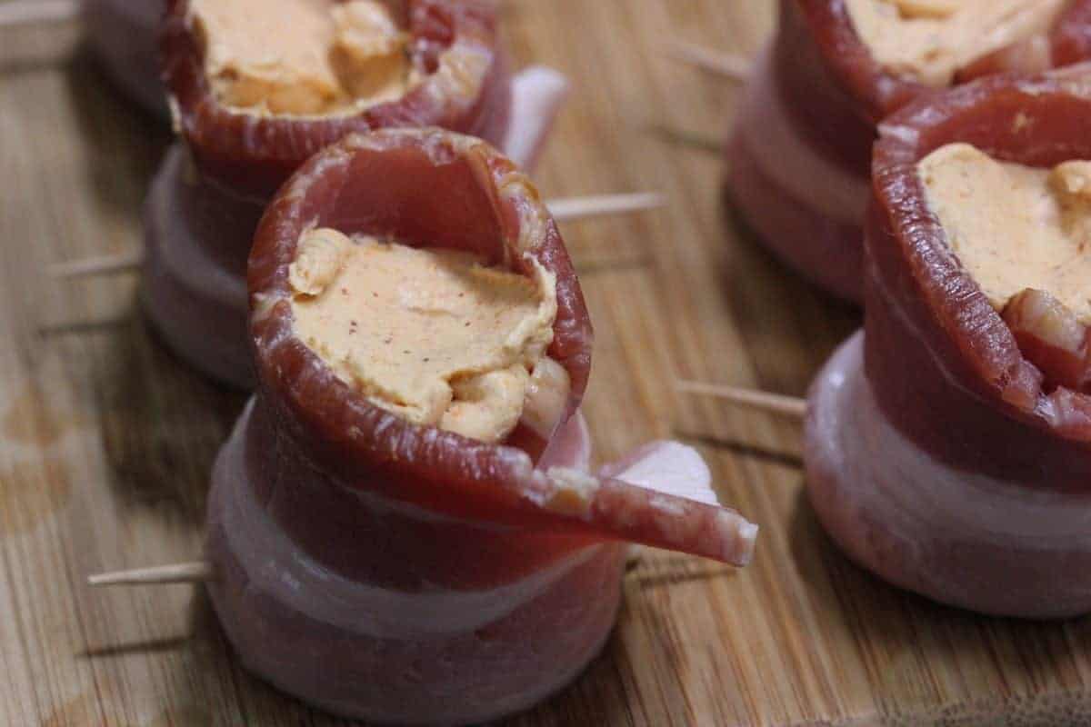 Smoked Pig Shots: Big Cheddar and Onion - Learn to Smoke Meat with Jeff ...